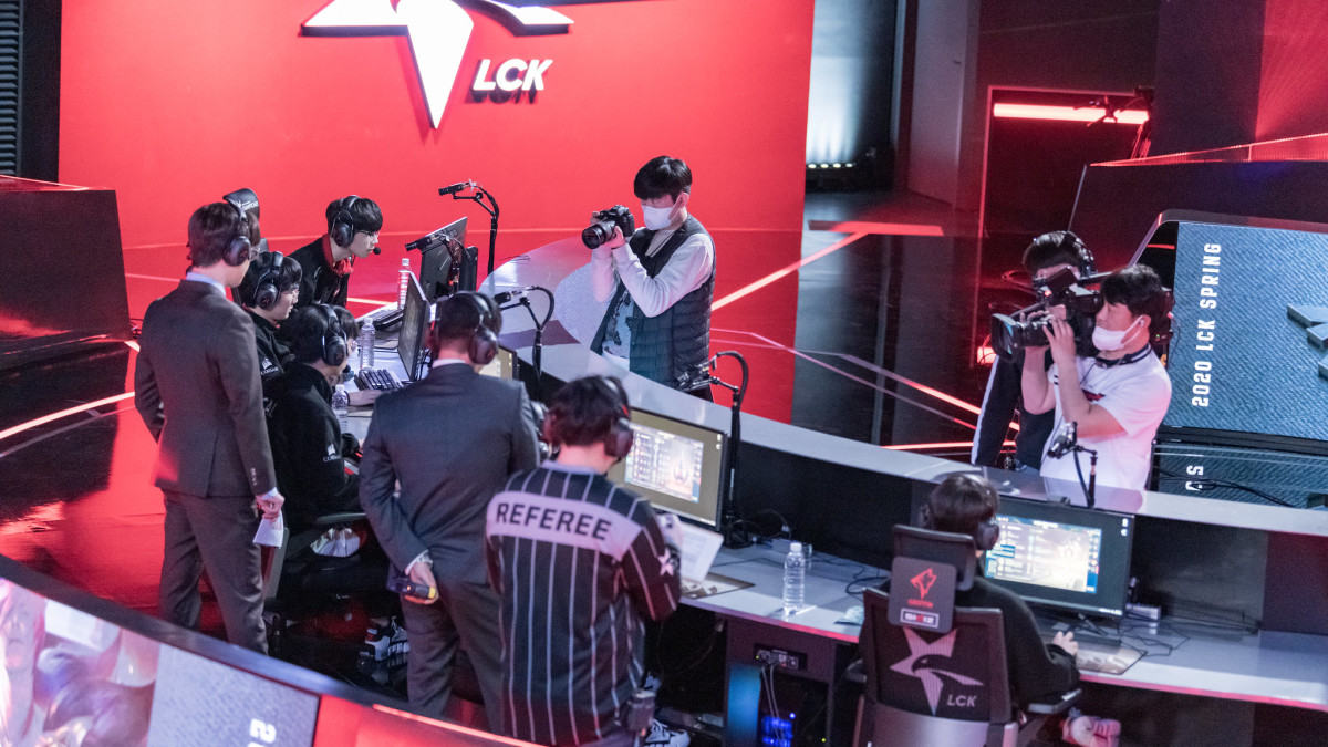 LoL: la LCK espera volver en marzo de forma online - Millenium