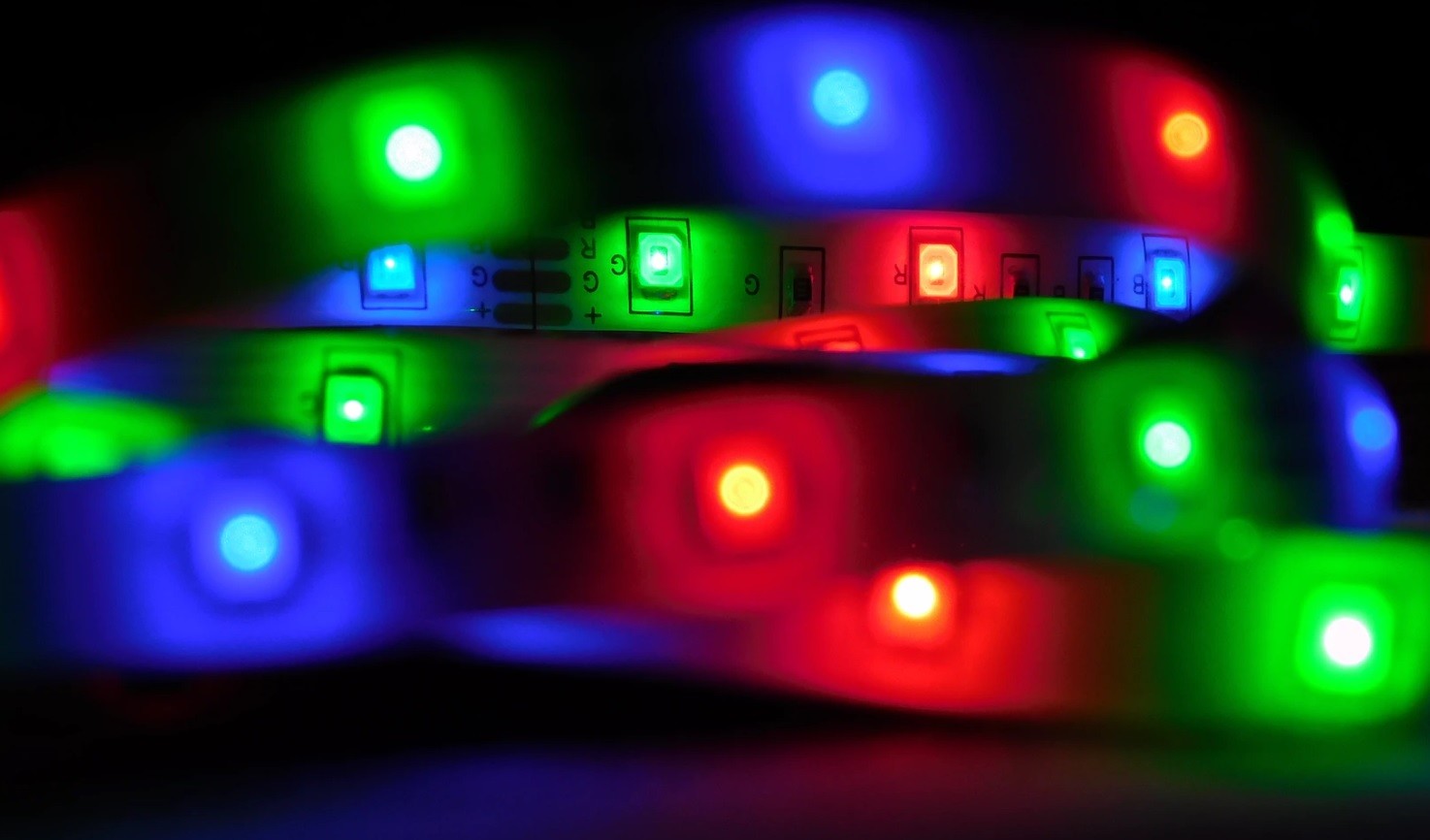 Luces LED para tu setup gaming: ¿cuál es mejor comprar? Consejos y ...