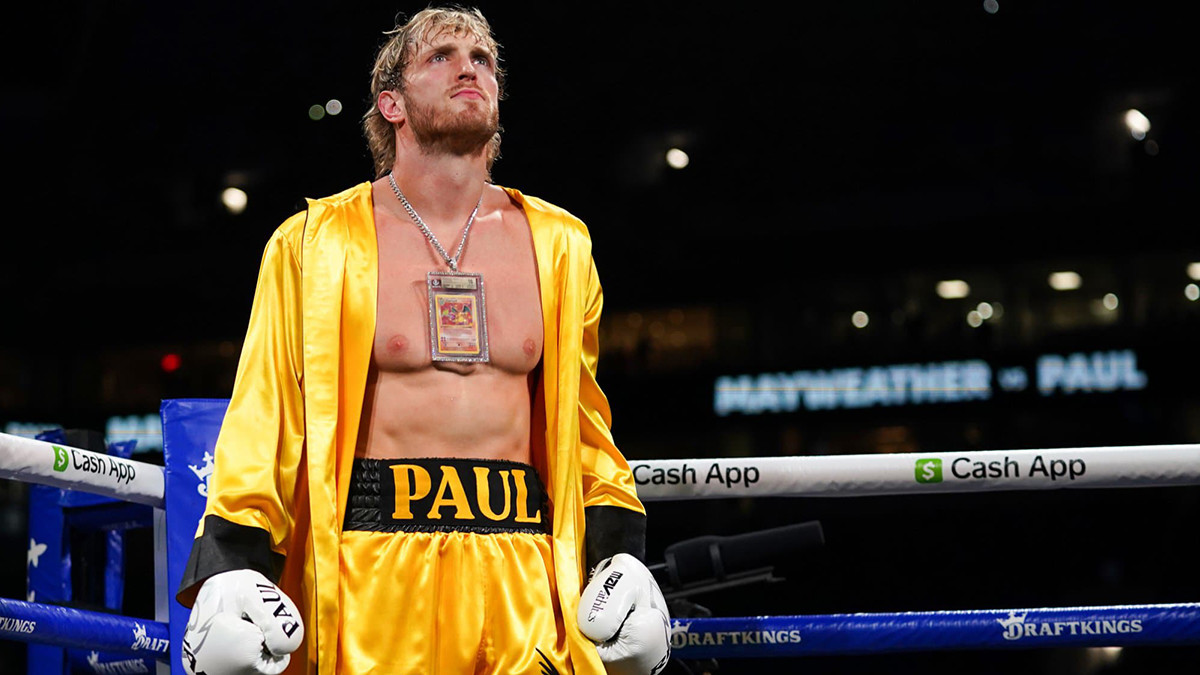Pokémon: Logan Paul subió al ring con una carta Pokémon al cuello en el ...